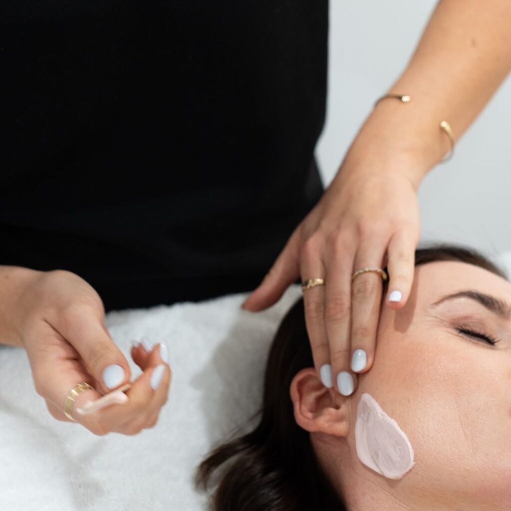 Lower Face Wax - Be Naturally You